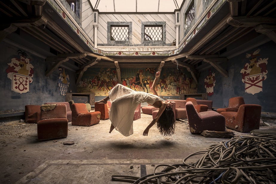 Urban Exploration: the Mysterious Adventures of Photographer Tekprod